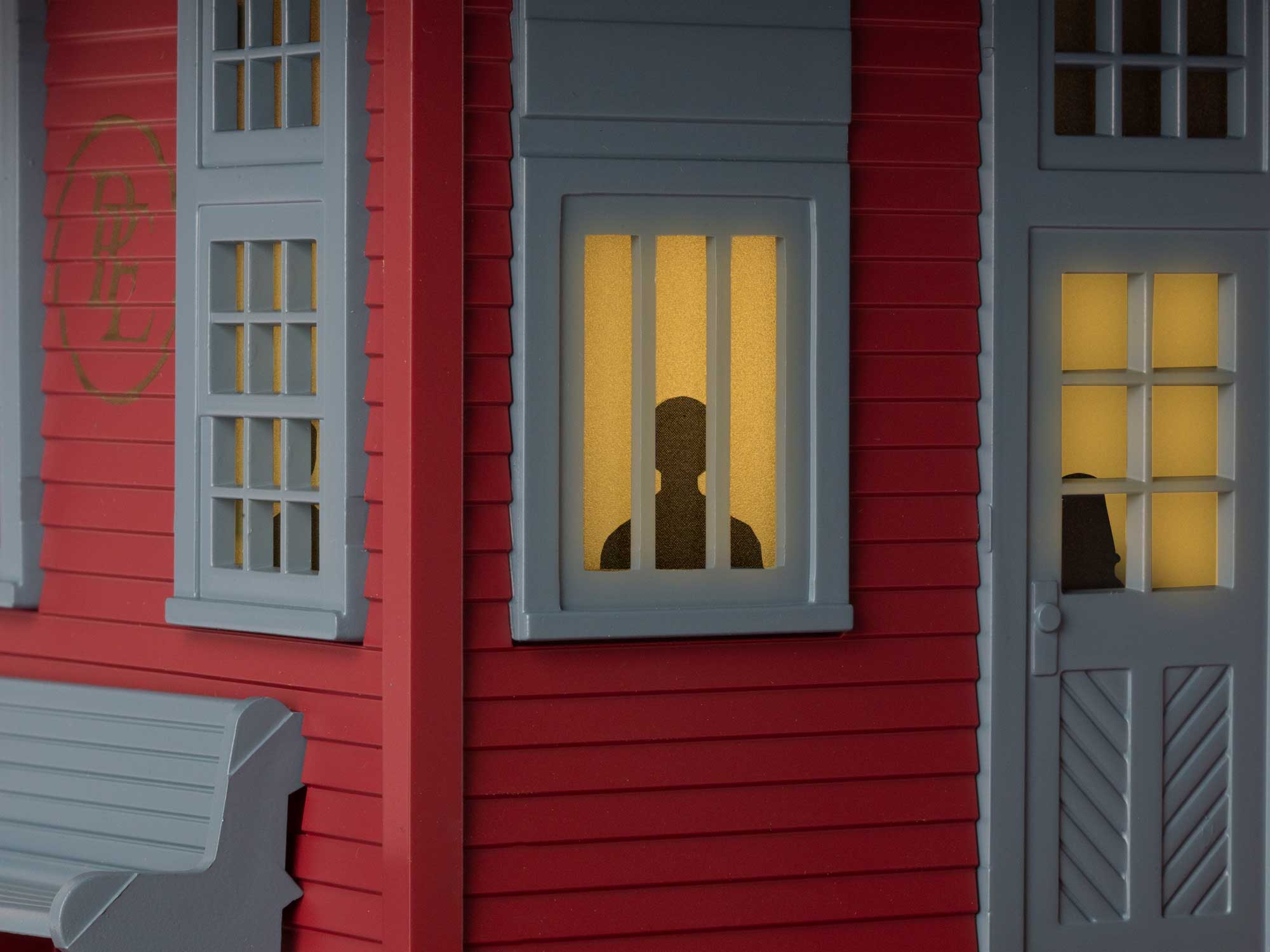 THE POLAR EXPRESS™ Passenger Station